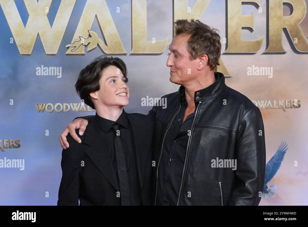 Munich, Germany. 11th Oct, 2024. Actors Emile Chérif (l) and Oliver ...