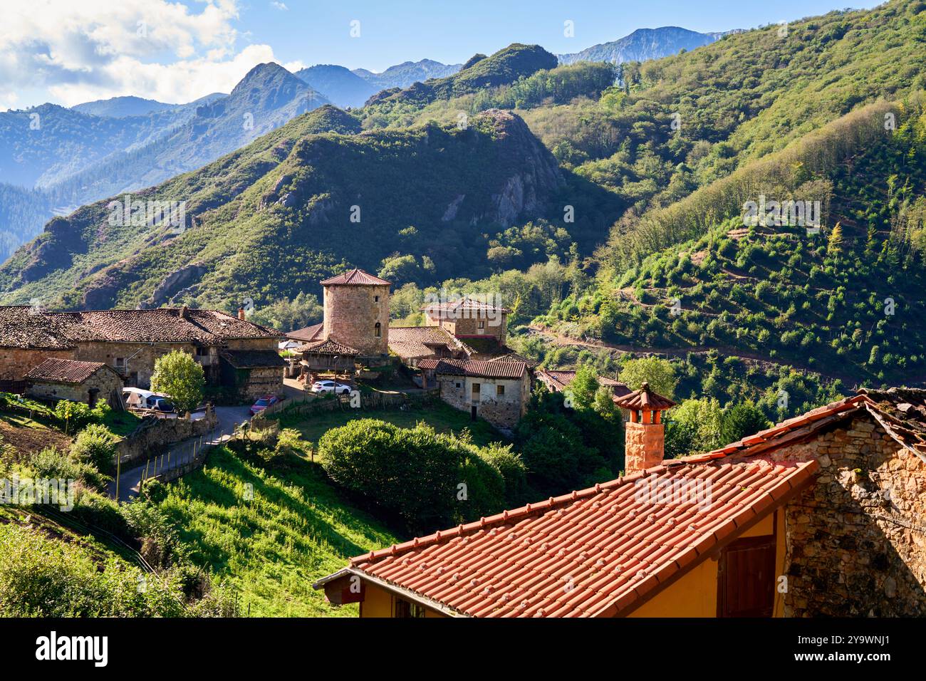 Torre de Tuñón, Medieval Complex, Bandujo, Banduxu, Proaza, Asturias ...