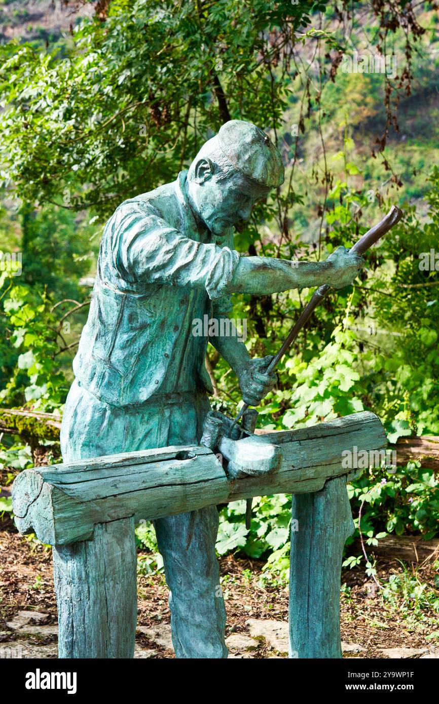 Madreñeru, Wood museum, Museo de la Madera y de la Madreña, Parque ...