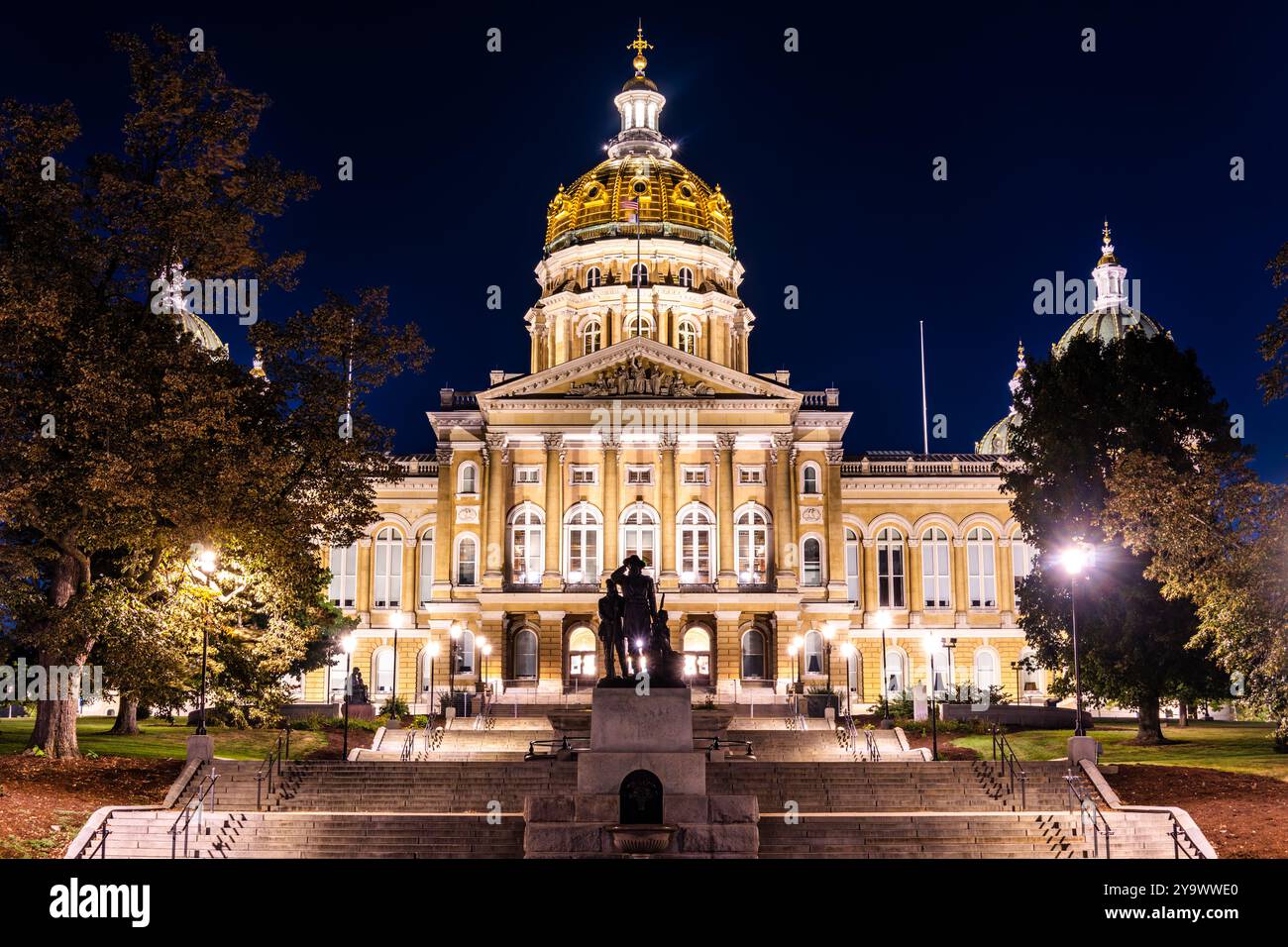 Iowa state house hi-res stock photography and images - Alamy