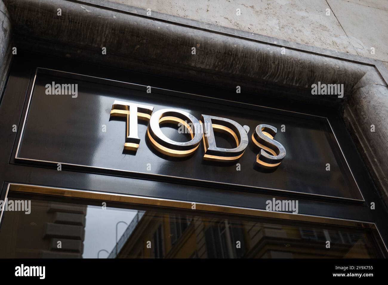 Tod's brand logo in a flagship store, Rome Italy Stock Photo - Alamy