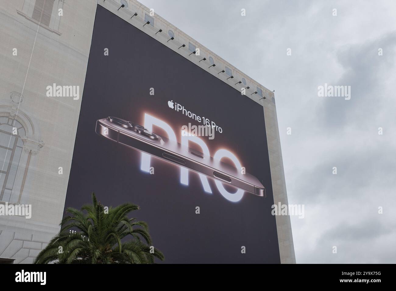 Apple Iphone 16 Pro advertising billboard on the facade of a building ...