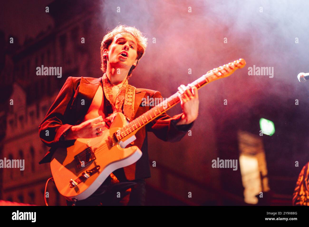 James bruner singer hi-res stock photography and images - Alamy