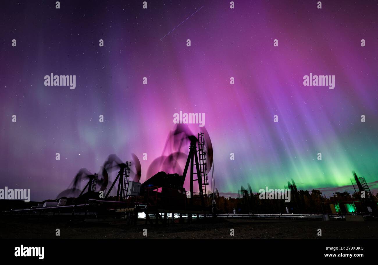 Cremona, Canada. 10th Oct, 2024. The Northern Lights, aurora borealis ...