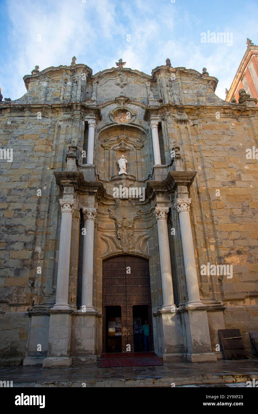 Tarifa main church hi-res stock photography and images - Alamy
