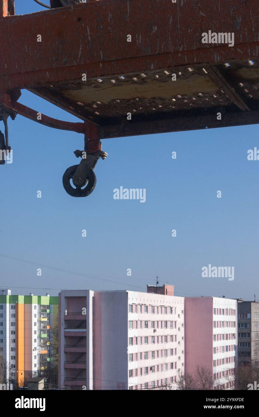 The Orange Crane cradle platform Stock Photo - Alamy