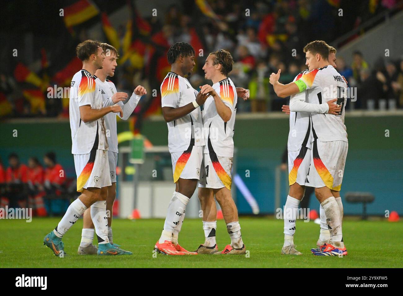 final jubilation from left: Max ROSENFELDER (GER), Luca NETZ (GER ...