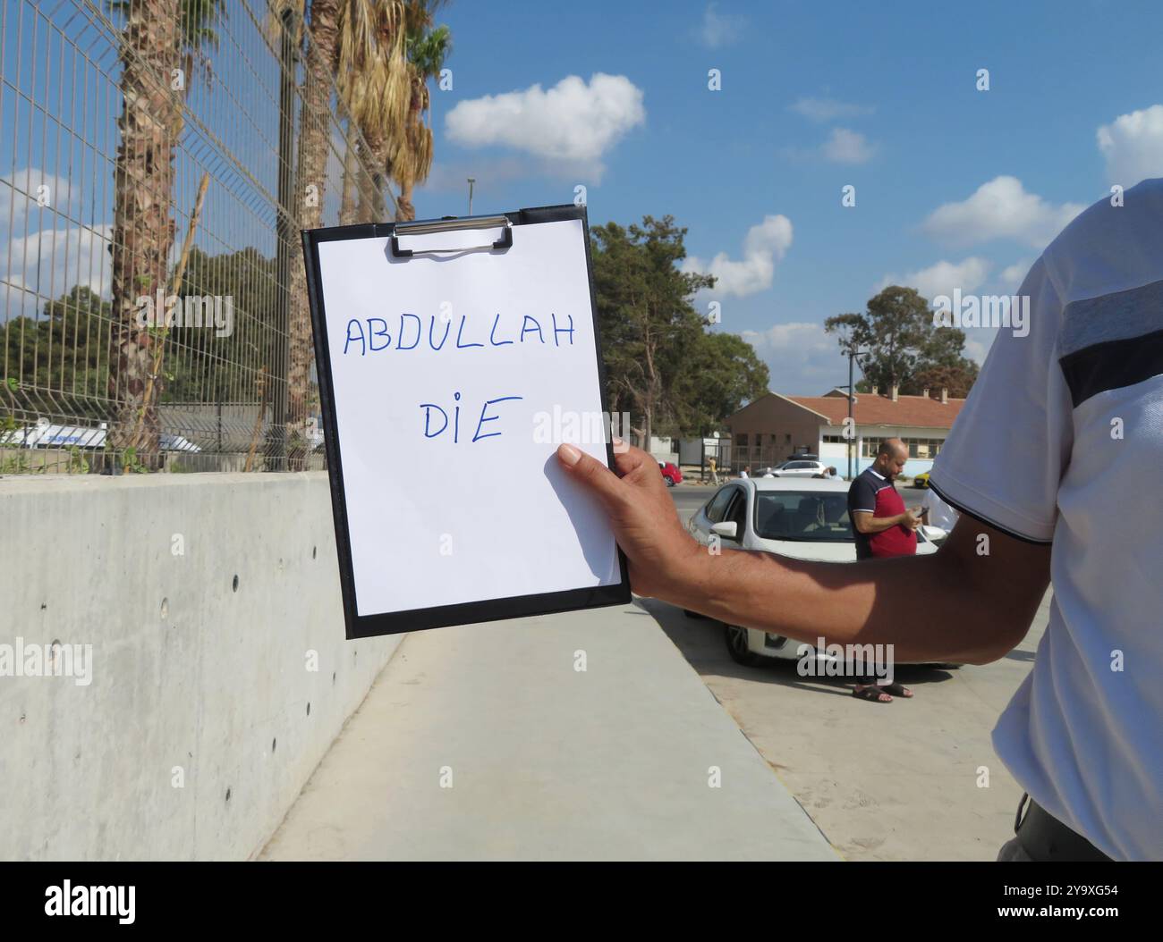 Lebanese displaced families arrive at the port of Ta?ucu, Turkey ...