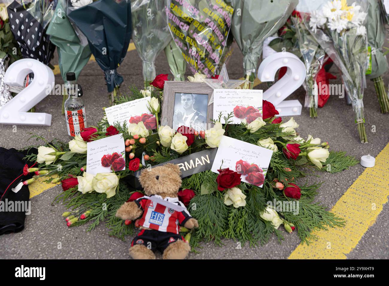 Tributes to former Sheffield United FC player George Baldock outside ...