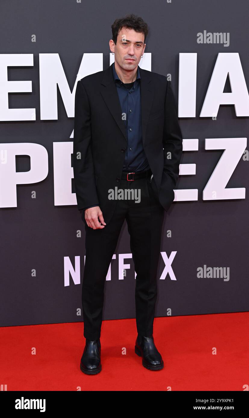 Paul guilhaume hi-res stock photography and images - Alamy