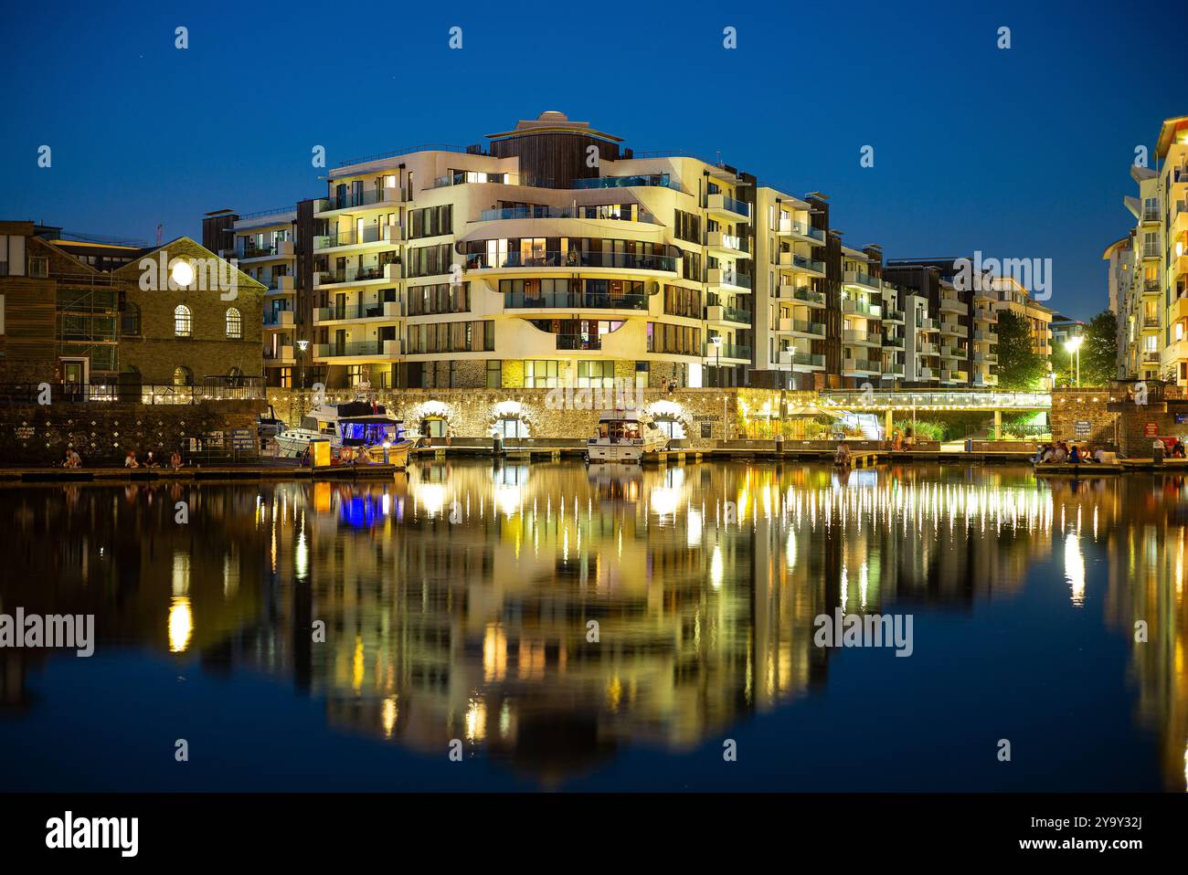 Porto quay in the floating harbour in bristol Stock Photo - Alamy