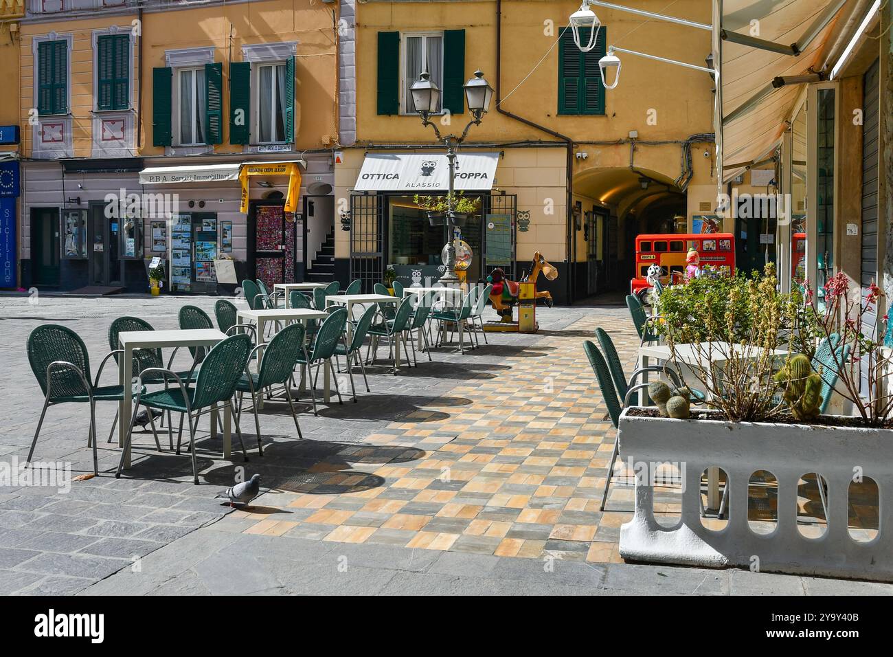 Baci bar hi-res stock photography and images - Alamy