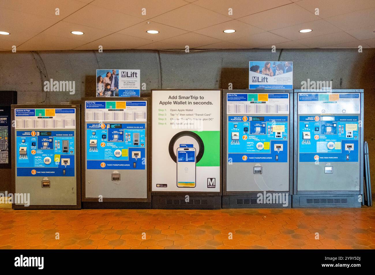 United States, Washington DC, metro station, ticket machine Stock Photo ...