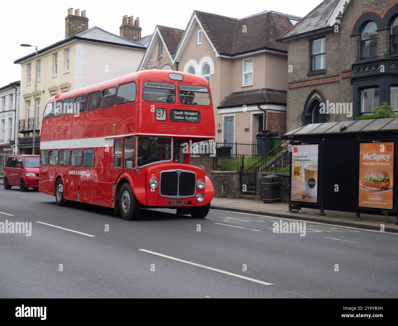 Bus syop hi-res stock photography and images - Alamy