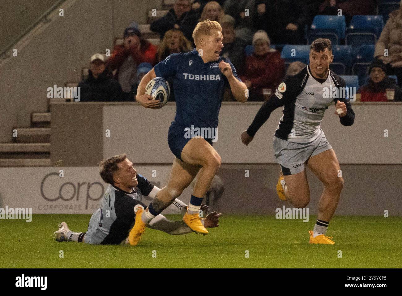 Sale Sharks vs Newcastle Falcons - Gallagher Premiership Rugby - 11th ...