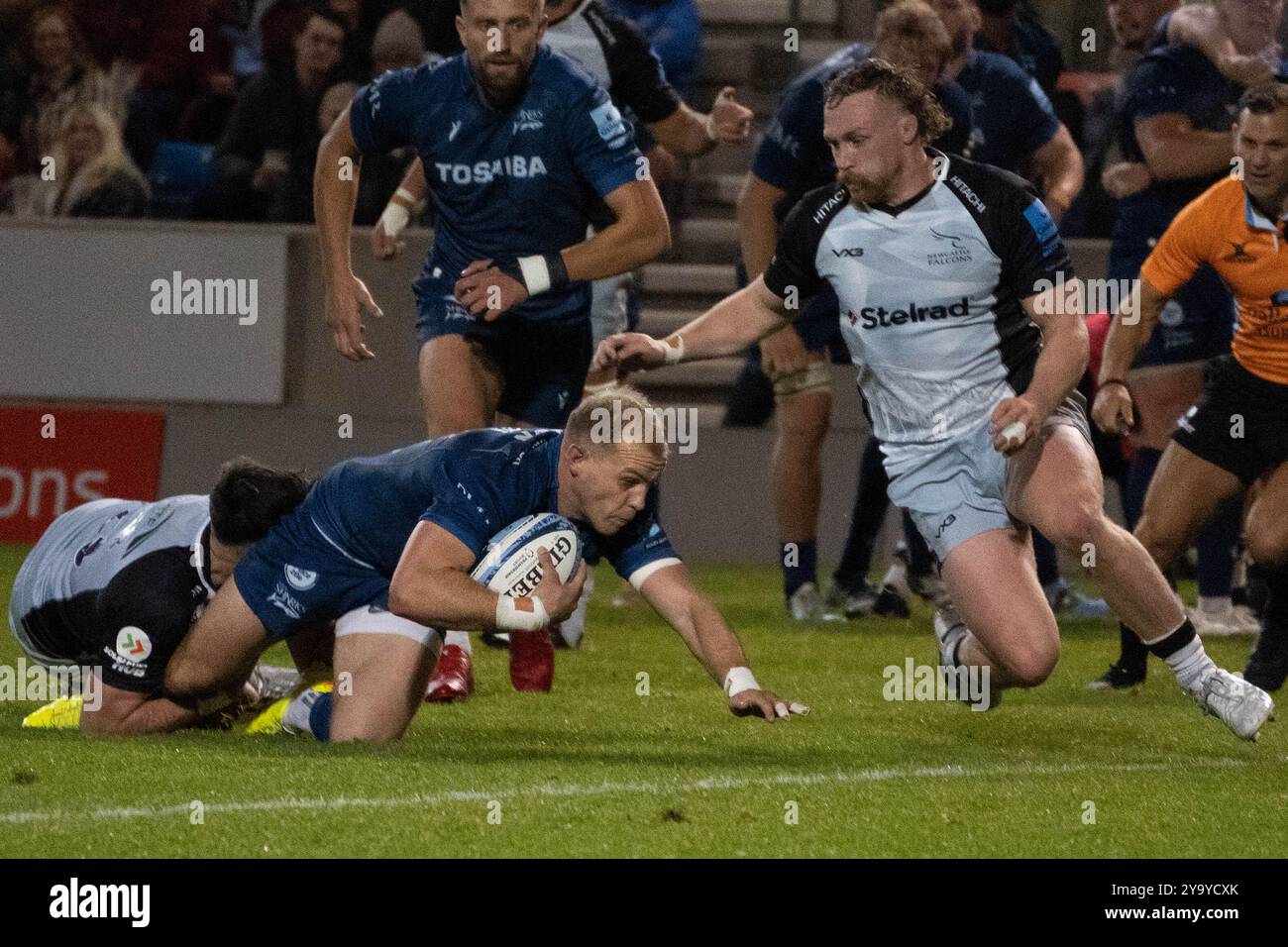 Sale Sharks vs Newcastle Falcons - Gallagher Premiership Rugby - 11th ...