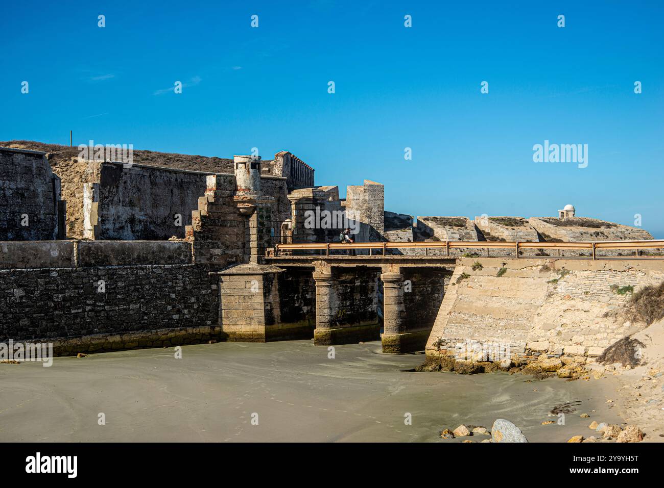 Tarifa Island, also known as Island of the Doves Stock Photo - Alamy