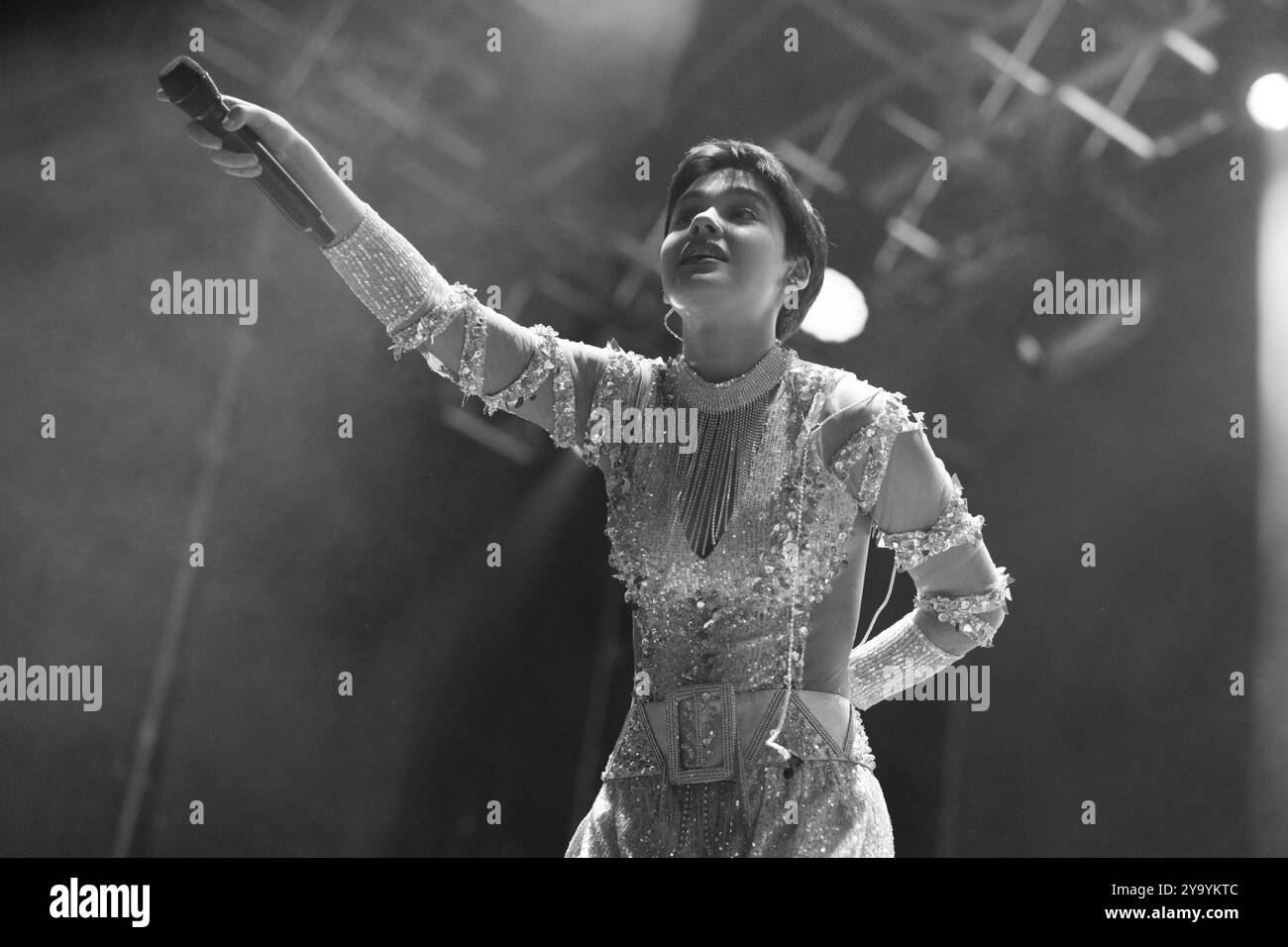 Singer Aye Alfonso performs during the Hispanic Heritage concert at ...