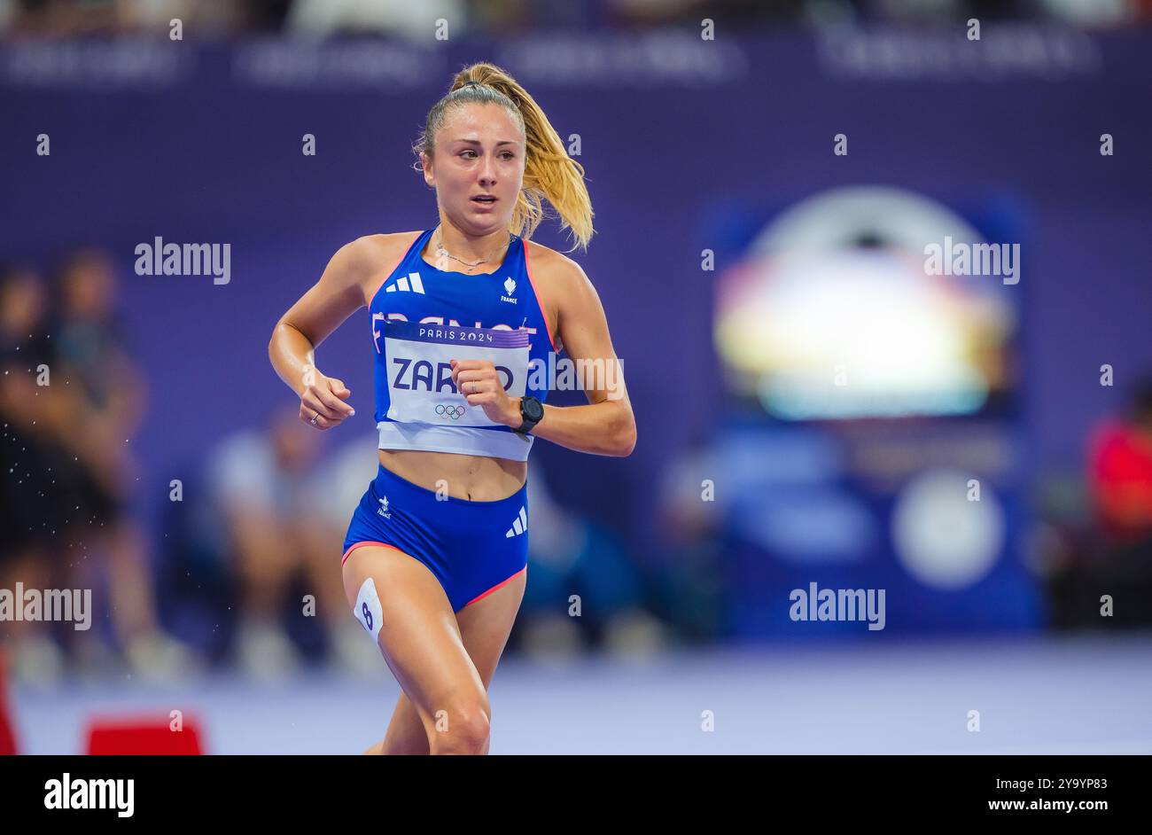 Alessia Zarbo participating in the 10.000 meters at the Paris 2024 ...