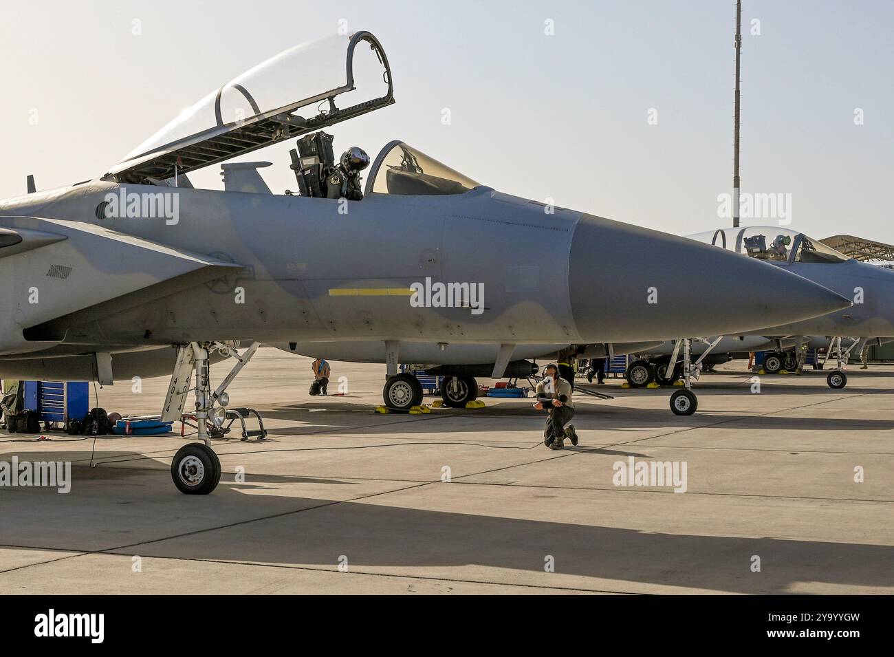144th fighter wing crew hi-res stock photography and images - Alamy