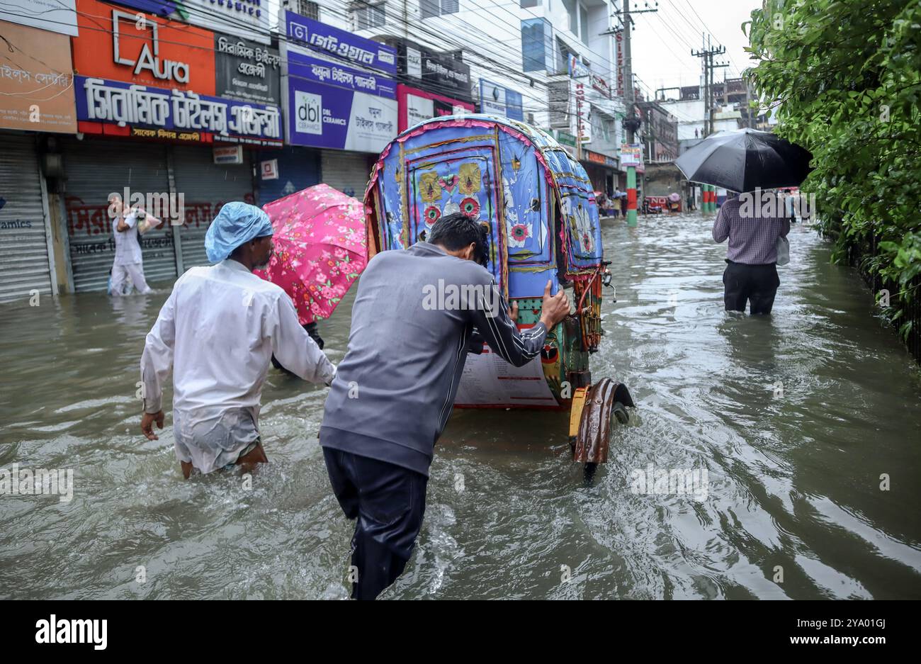 Water crisis bangladesh hi-res stock photography and images - Alamy
