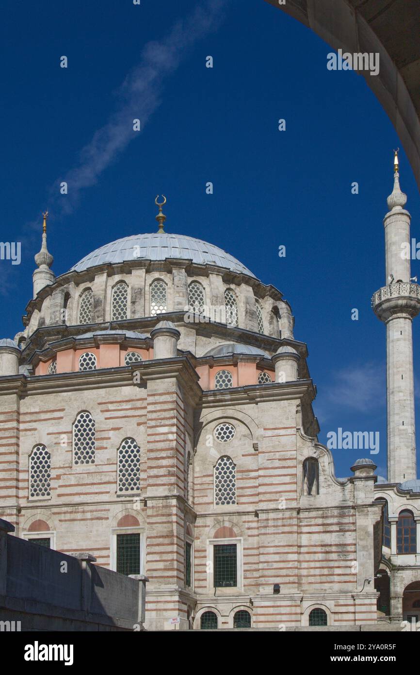 Laleli camii hi-res stock photography and images - Alamy