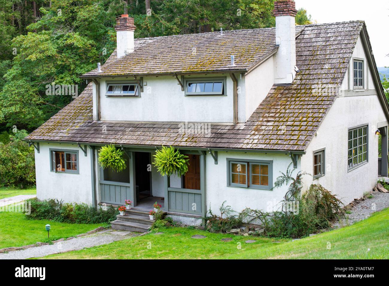 House on salt spring island hi-res stock photography and images - Alamy