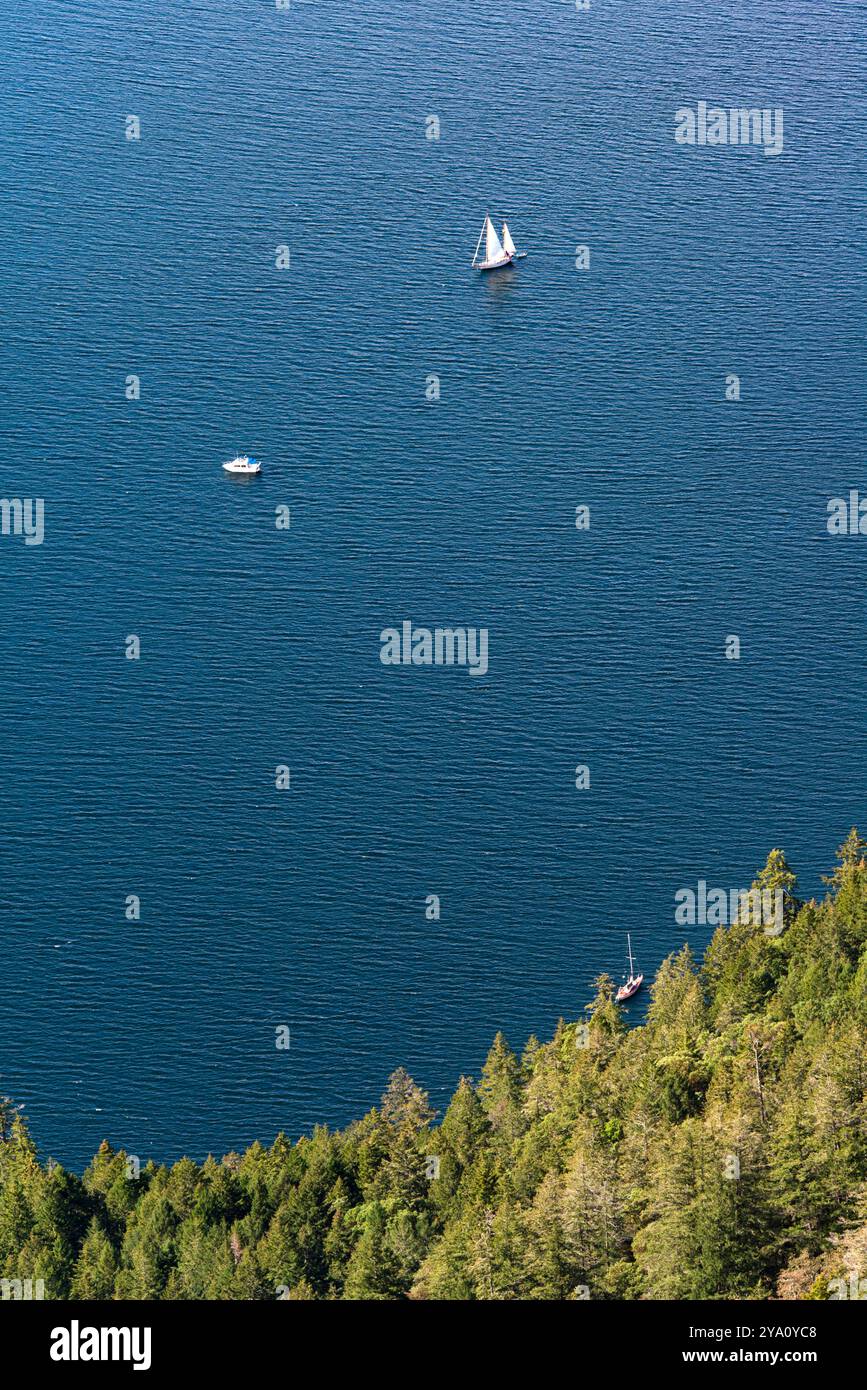 Salt spring mount maxwell hi-res stock photography and images - Alamy