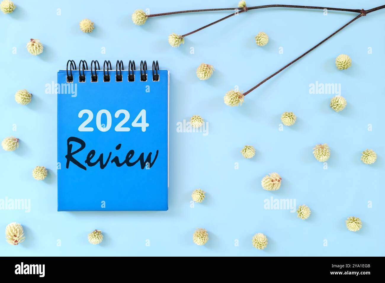 Yearend year end year in review hi-res stock photography and images - Alamy