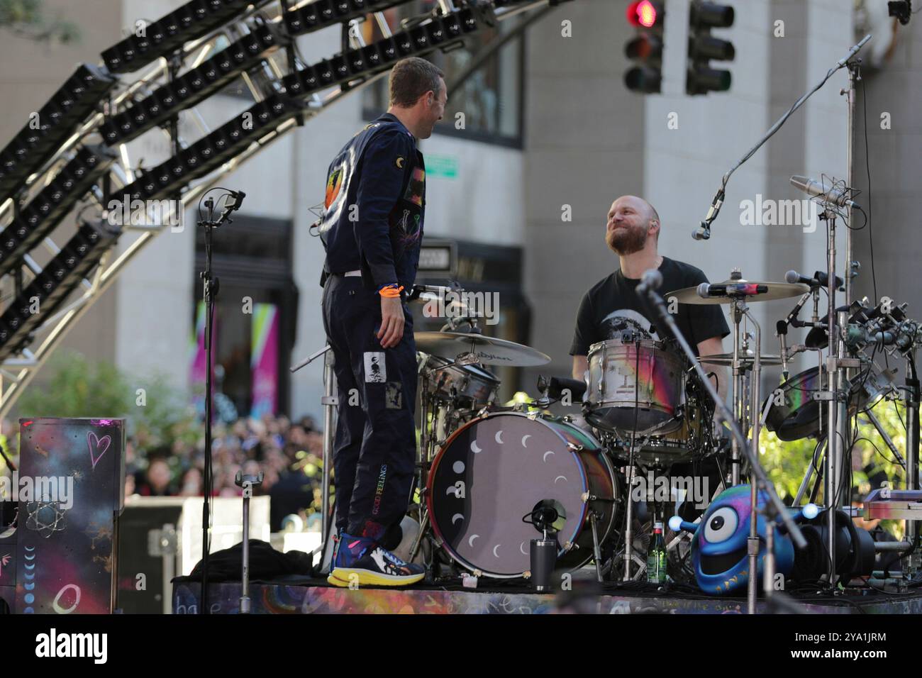 Coldplay concert 2024 hi-res stock photography and images - Alamy