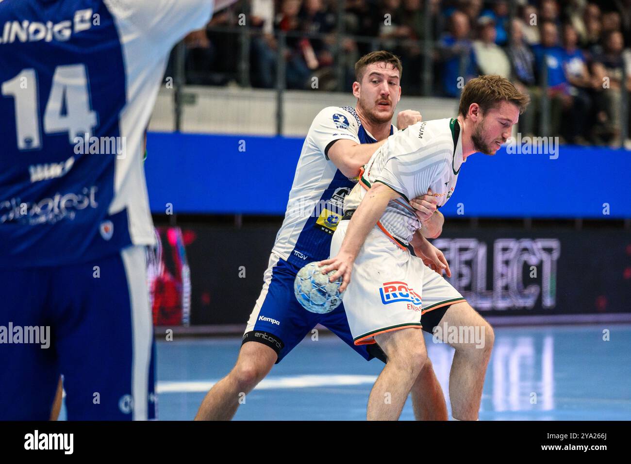 Peter Walz (ThSV Eisenach, #14), Ivan Snajder (ThSV Eisenach, #82), Dominik Mappes (Rueckraum ...