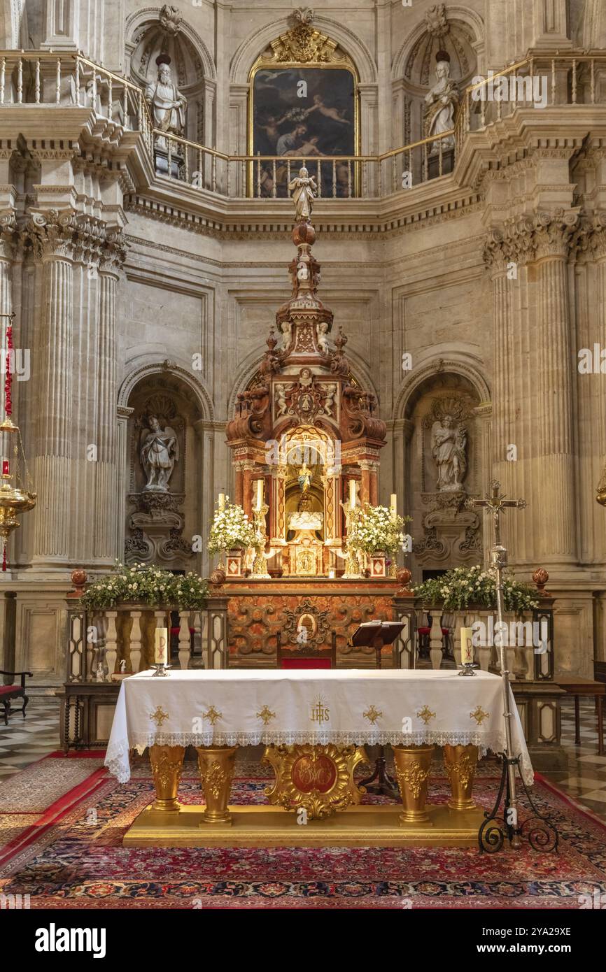 Granada religious interior photos hi-res stock photography and images - Alamy