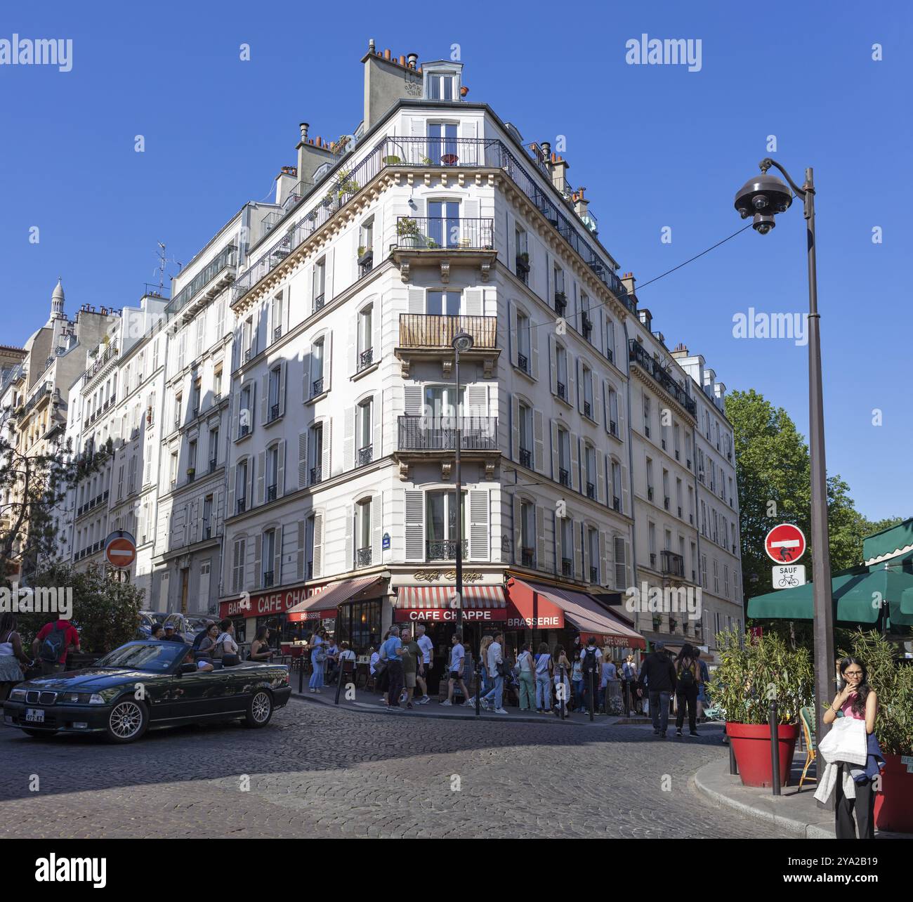 Historic street in center of paris hi-res stock photography and images ...