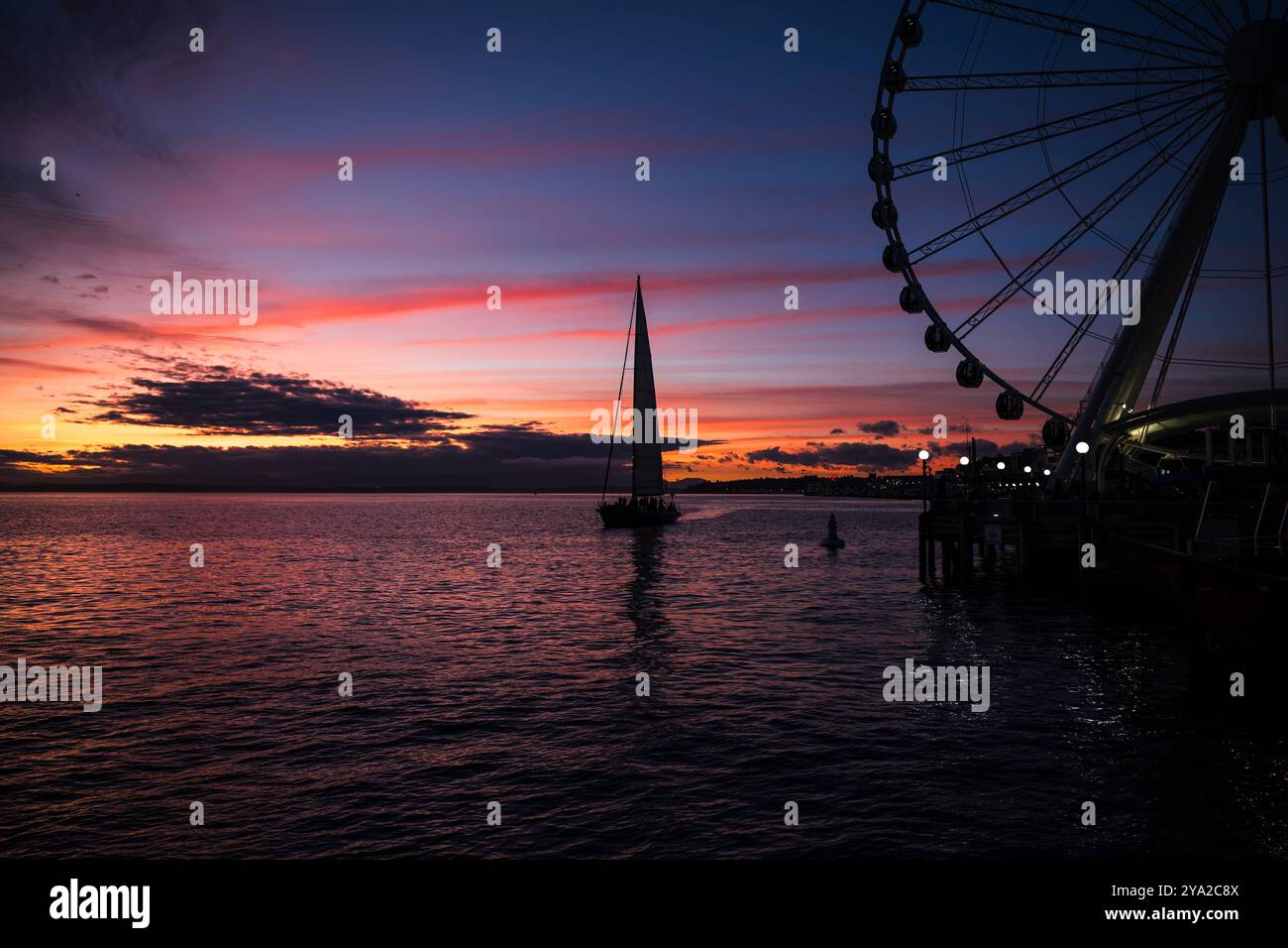 Seattle, USA. 19 Sep, 2023. Sunset off Pier 56 along the waterfront ...