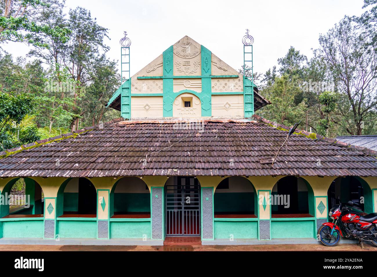 Jama Masjid or Jamaat Mosque, in Malappuram is one of the largest ...