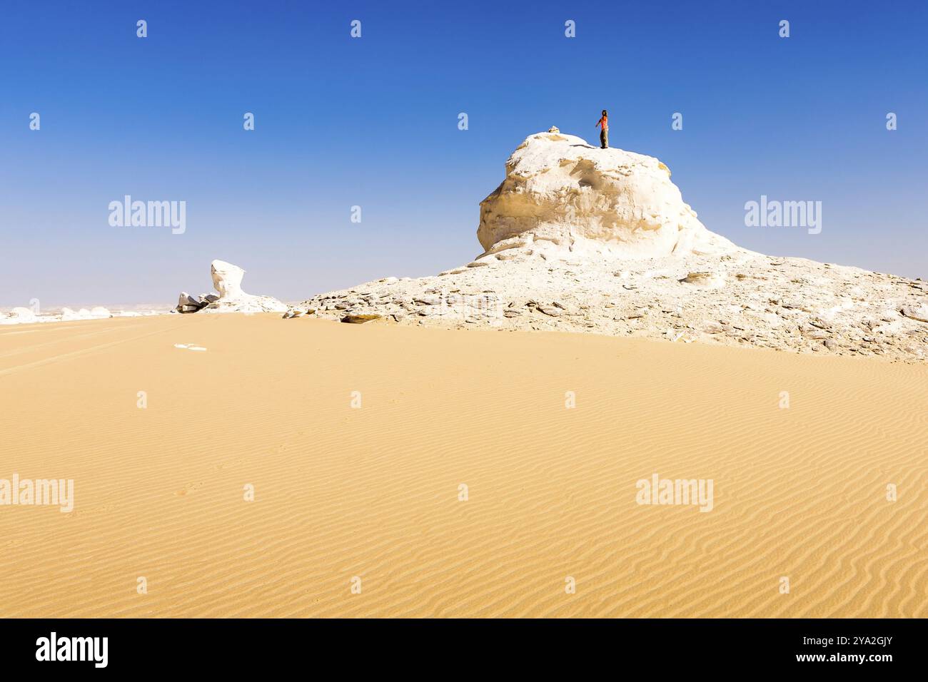The White Desert at Farafra in the Sahara of Egypt. Africa Stock Photo ...