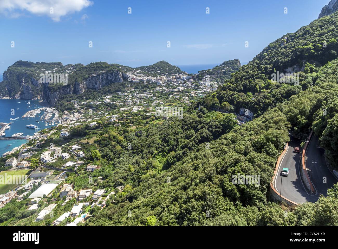 Beautiful shot rocky road hi-res stock photography and images - Alamy