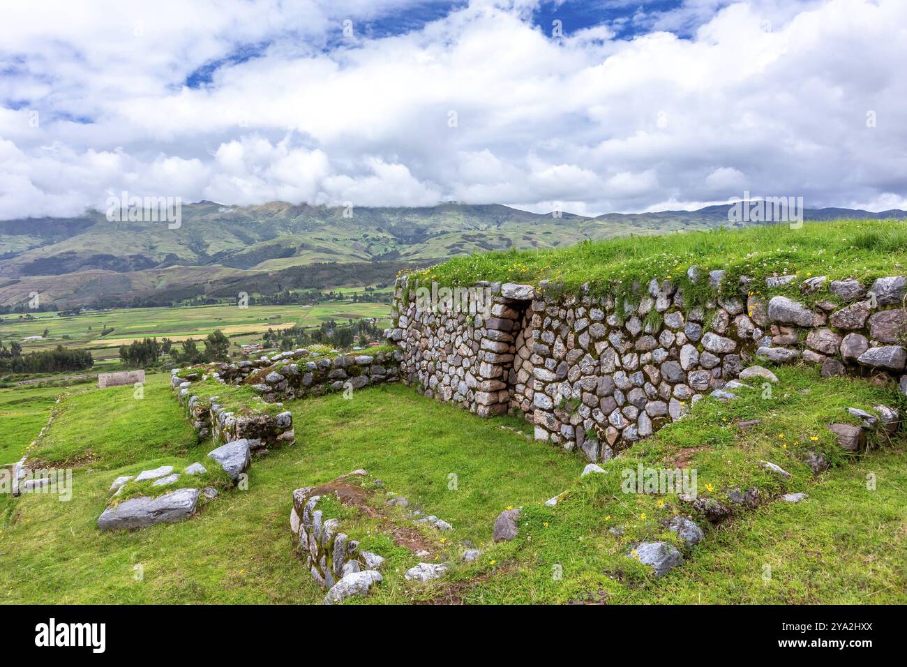 Sacsayhuaman fortress, Inca ruins in Cusco or cuzco town, Peru, South ...