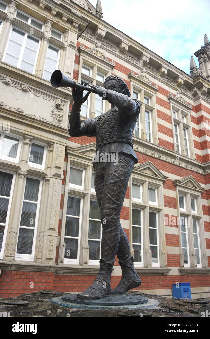 The Pied Piper of Hameln is one of the most famous German legends. It ...