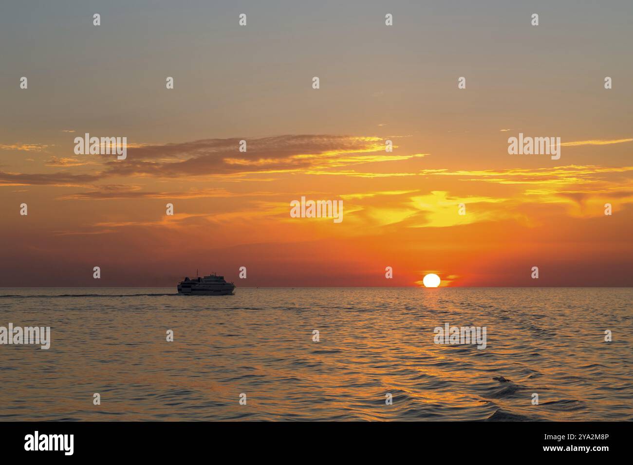 First cliff from coast hi-res stock photography and images - Alamy