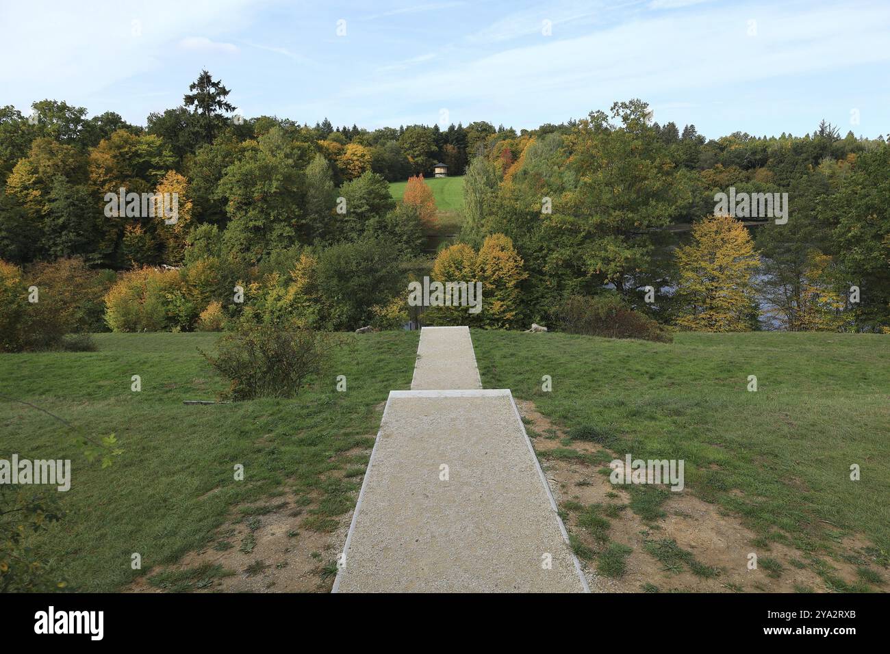 Downwards hi-res stock photography and images - Alamy