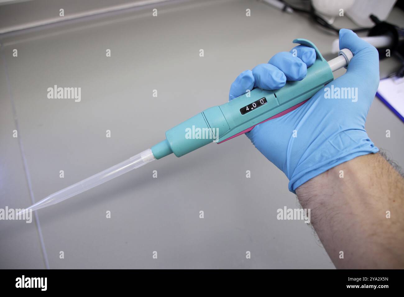 Dosing device hi-res stock photography and images - Alamy