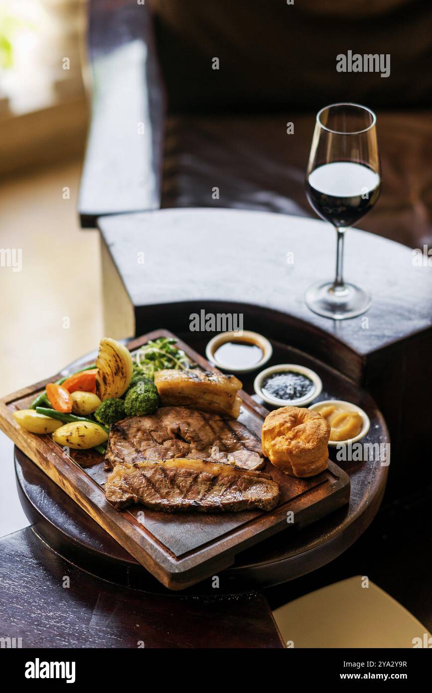 Traditional famous british english sunday roast beef with vegetables ...