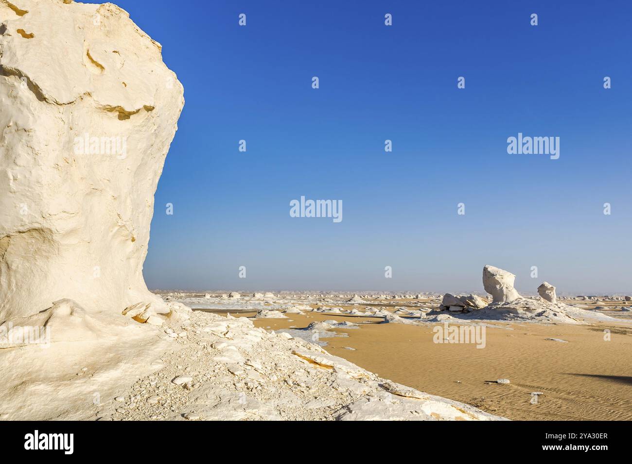 The White Desert at Farafra in the Sahara of Egypt. Africa Stock Photo ...