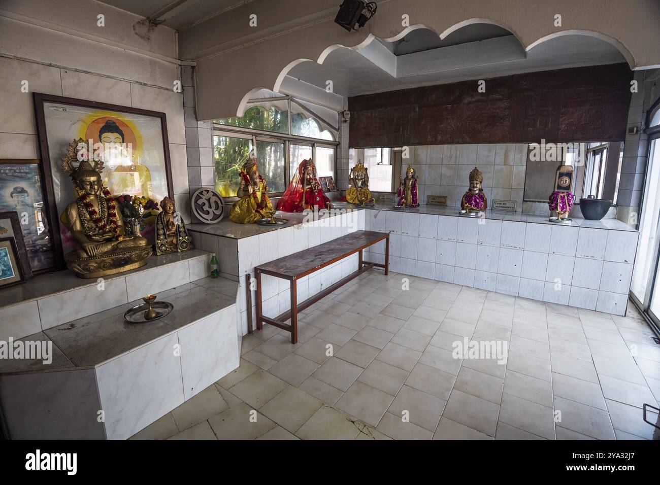 God, gods, indoor area, Hindu temple, sacred lake, Grand Bassin, Ganga ...