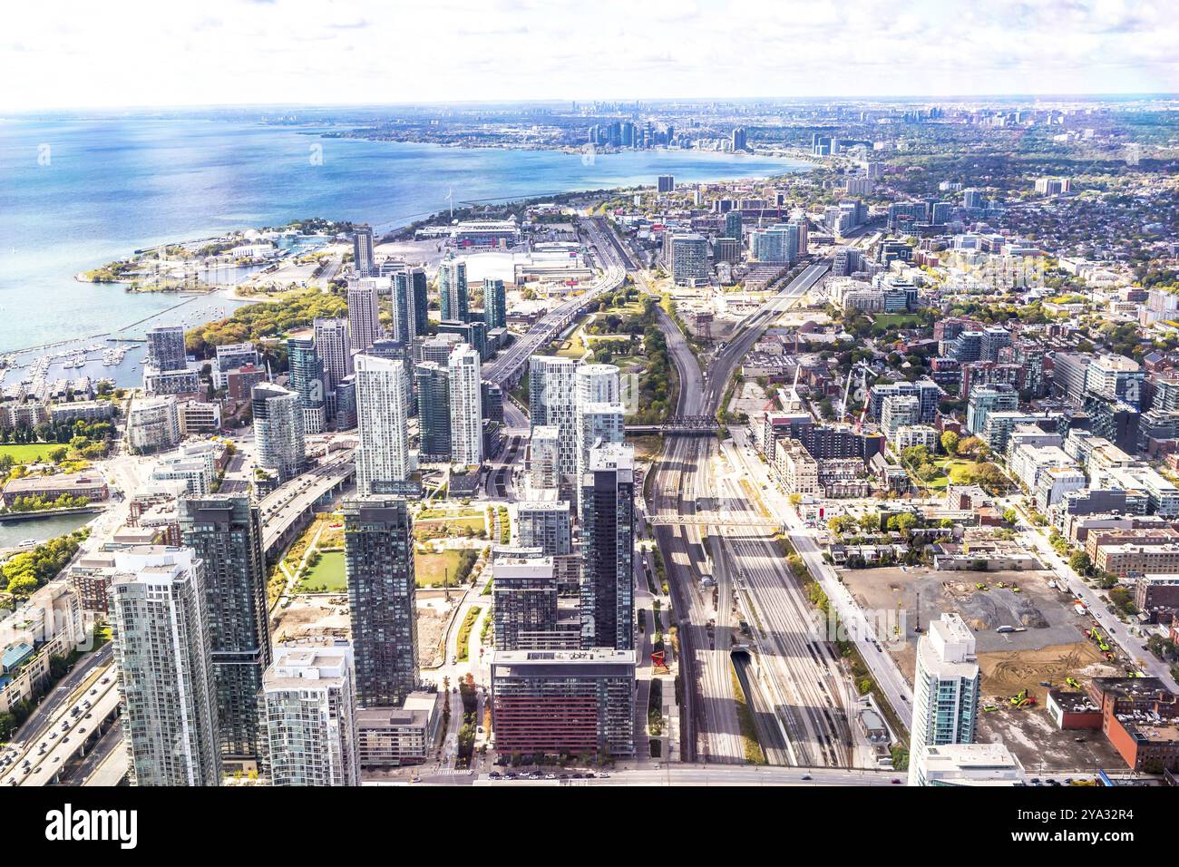 Toronto skyline at sunset in Ontario, Canada. North America Stock Photo ...