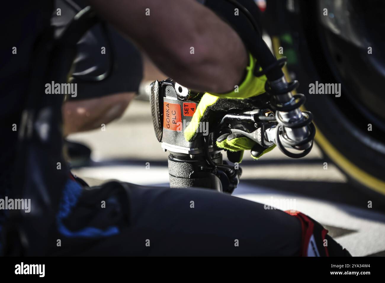 MELBOURNE, AUSTRALIA, MARCH 21: Williams Racing practicing pit stops at ...