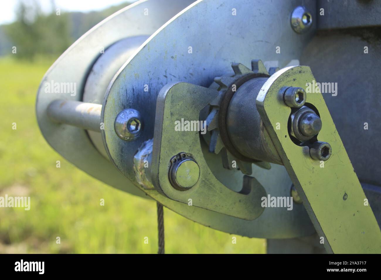 Ratchet and pawl hi-res stock photography and images - Alamy