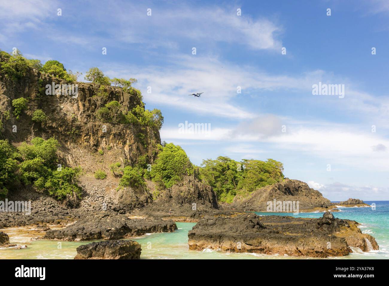 Turquoise water around the Two Brothers rocks, Fernando de Noronha ...