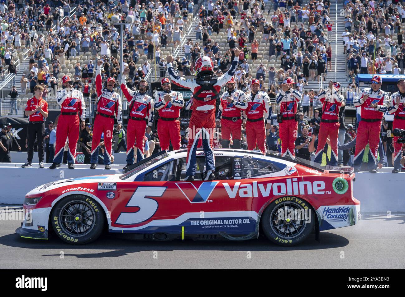 Kyle Larson celebrates his win for the Toyota Save Mart 350 in Sonoma ...